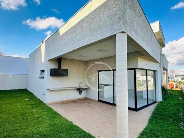 Casa à venda 3 quartos no Condomínio Residencial Central Parque em Salto
