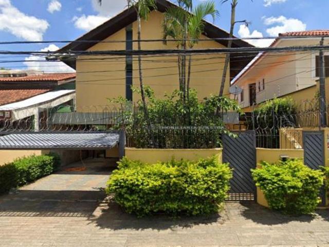 Casa à venda 3 quartos no Jardim Leonor