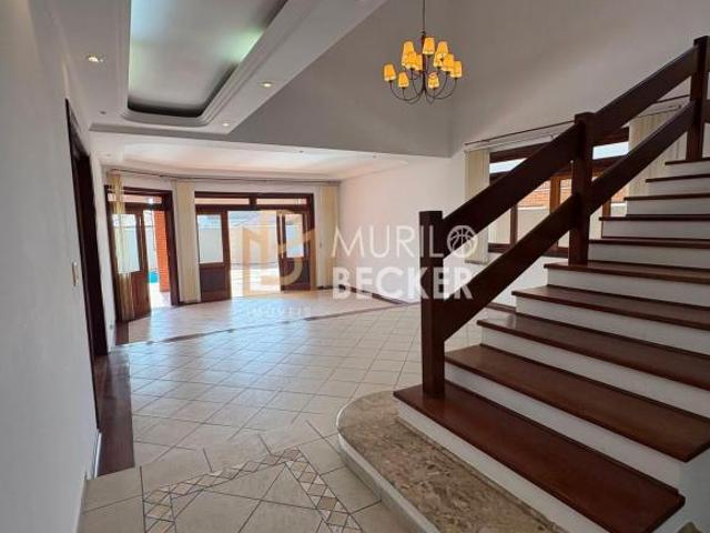Casa á venda 3 quartos e piscina 329 m² no Condomínio Jardim das Colinas