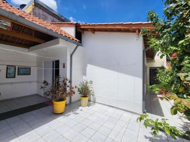 Casa á venda 3 quartos suíte e 2 vagas Conjunto Residencial Butantã USP Vila Gomes SP