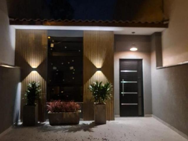 Casa a venda 3 quartos suíte 2 vagas quintal São Bento Sorocab SP Zona Norte