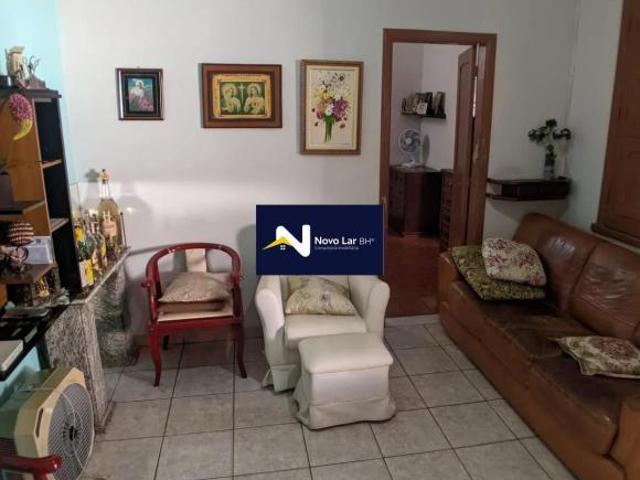 Casa a venda 3 quartos, suíte, 3 vagas no Glória
