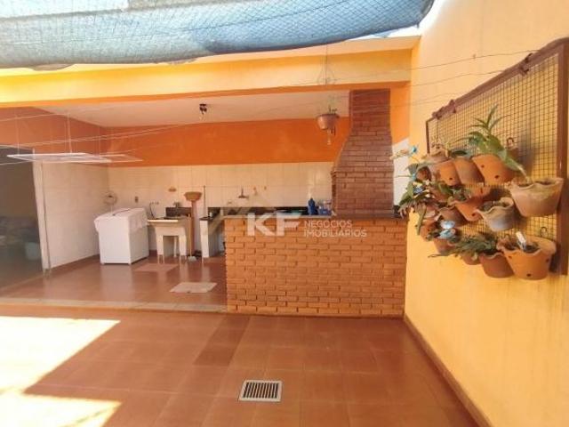 Casa à venda 3 Quartos Sumarezinho Ribeirão Preto / SP