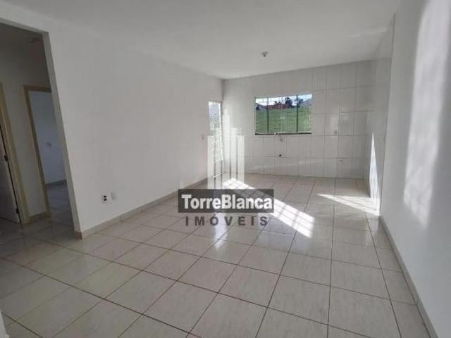 Casa à Venda 3 Quartos, Sala Ampla, Cozinha Funcional e Entrada para Carro 55 m²