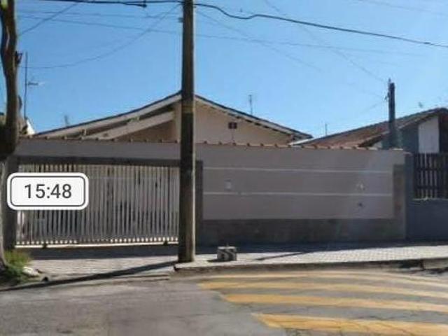 Casa à venda 3 Quartos, 1 Suite, 3 Vagas, 162M², Parque das Flores, Taubaté SP