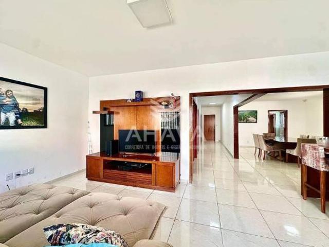 Casa à venda, 3 quartos, 1 suíte, 3 vagas, 360m² Planalto Belo Horizonte/MG