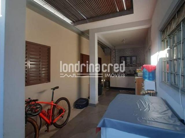 Casa à venda 3 Quartos, 1 Suite, 3 Vagas, Conjunto Habitacional Maria Cecília Serrano de Oliveira, L