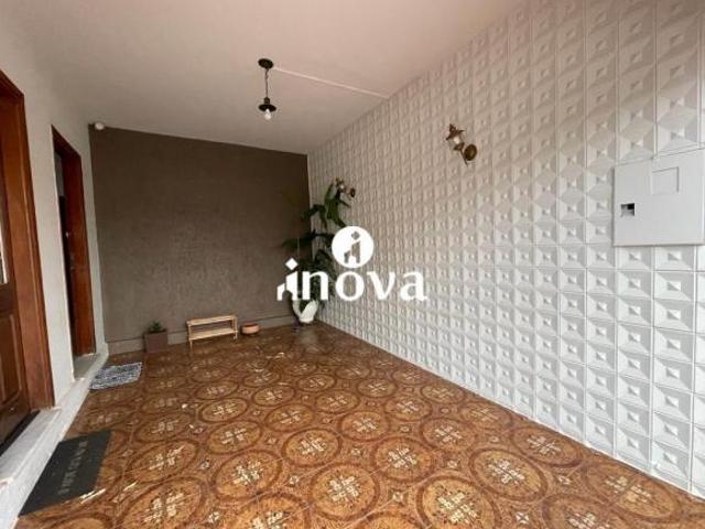Casa à venda, 3 quartos, 1 suíte, 3 vagas, São Benedito Uberaba/MG