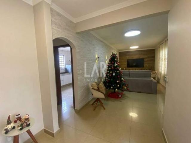 Casa à venda, 3 quartos, 1 suíte, 3 vagas, Santa Amélia Belo Horizonte/MG