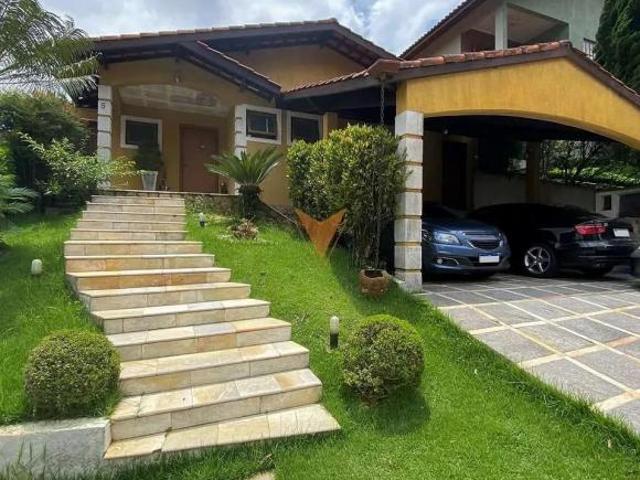 Casa à venda, 3 quartos, 1 suíte, 3 banheiros, 4 vagas, 361m², Condomínio Residence Plaza Granja Via