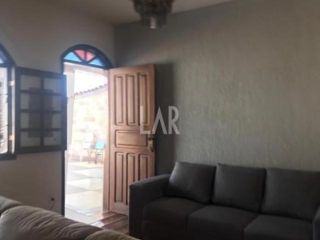 Casa à venda, 3 quartos, 1 suíte, 10 vagas, Eymard Belo Horizonte/MG