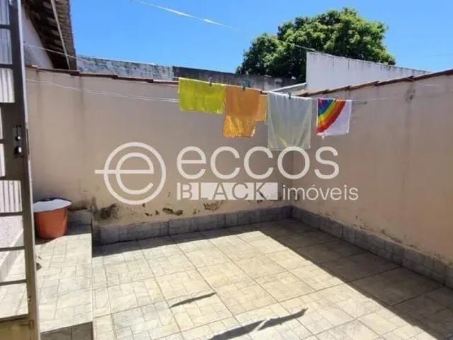 Casa à venda, 3 quartos, 1 suíte, 1 vaga, Brasil Uberlândia/MG