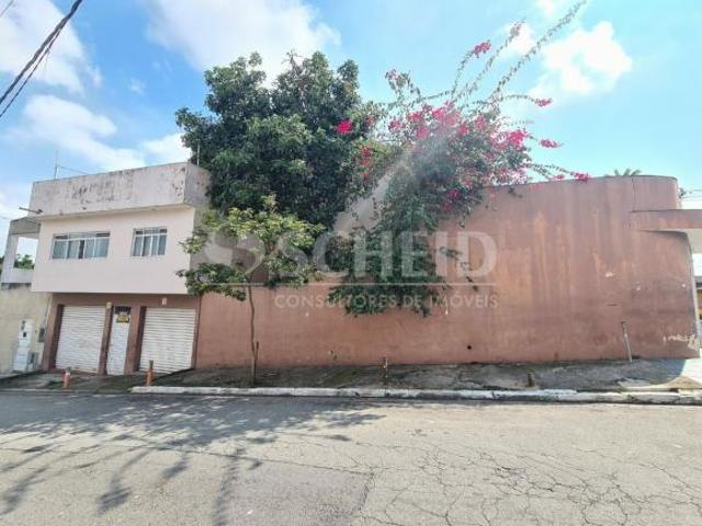 Casa à venda, 3 quartos, 1 suíte, 215 m² no Jardim Orly