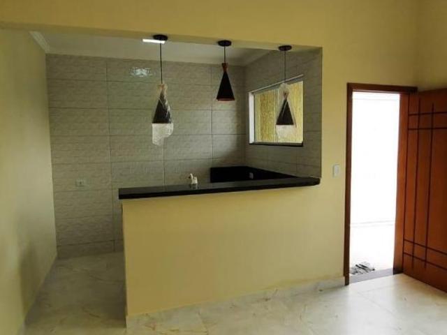 Casa à venda 3 Quartos, 1 Suite, 2 Vagas, 93M², Jardim Oásis, Taubaté SP