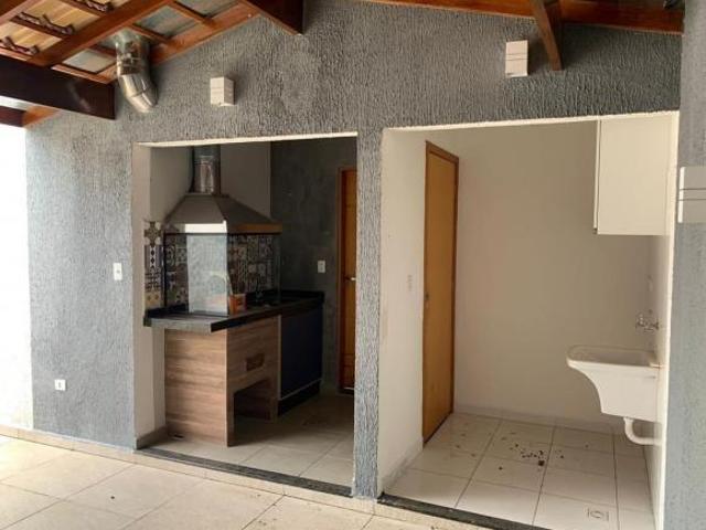 Casa à venda 3 Quartos, 1 Suite, 2 Vagas, 119M², Vila Areao, Taubaté SP | Condomínio Residencial C