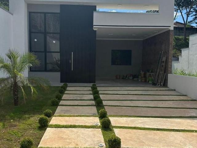 Casa à venda 3 Quartos, 1 Suite, 2 Vagas, 214M², Vila Prado, Pindamonhangaba SP | Condomínio Vila