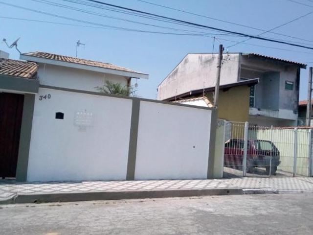 Casa à venda 3 Quartos, 1 Suite, 2 Vagas, 250M², Village Tremembé, Tremembé SP