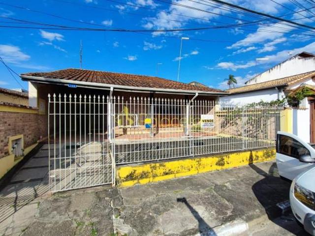 Casa à venda 3 Quartos, 1 Suite, 2 Vagas, 270M², Bosque da Princesa, Pindamonhangaba SP