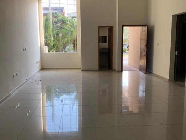 Casa à venda 3 Quartos, 1 Suite, 2 Vagas, Caminho Novo, Tremembé SP | condominio campos do conde l