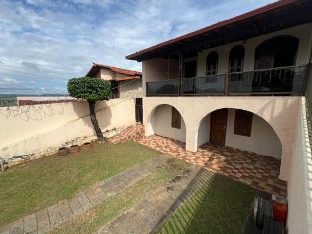 Casa à venda, 3 quartos, 1 suíte, 2 vagas, Centro Capim Branco/MG