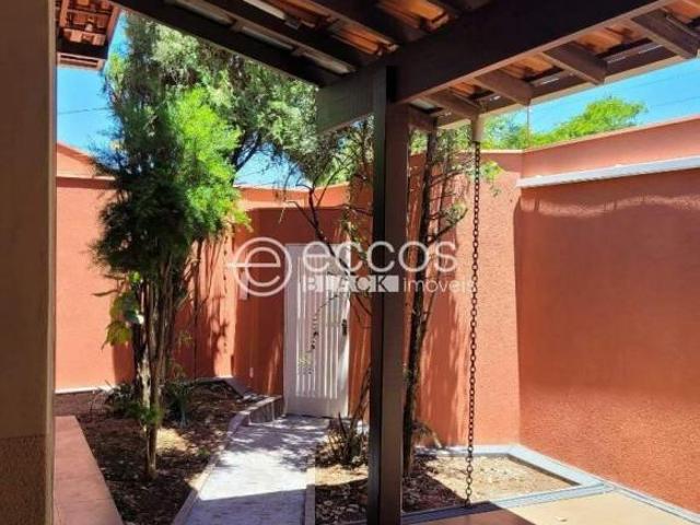 Casa à venda, 3 quartos, 1 suíte, 2 vagas, Conjunto Manoel Mendes UBERABA/MG