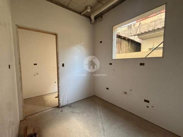 Casa à venda, 3 quartos, 1 suíte, 2 vagas, Encruzilhada Santos/SP