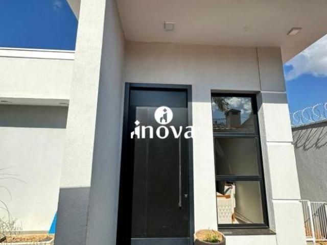Casa à venda, 3 quartos, 1 suíte, 2 vagas, Estados Unidos Res. Uberaba/MG