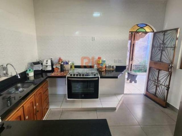 Casa à venda, 3 quartos, 1 suíte, 2 vagas, Jardim Perola Contagem/MG