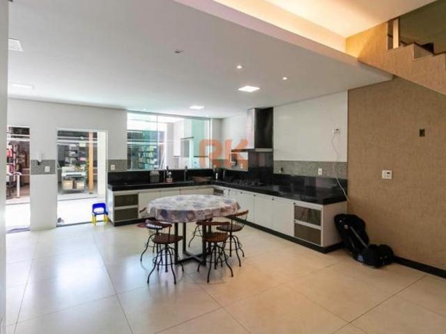 Casa à venda, 3 quartos, 1 suíte, 2 vagas, Parque XangriLá Contagem/MG