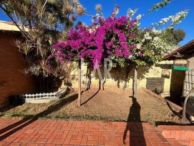 Casa à venda, 3 quartos, 1 suíte, 2 vagas, Santa Amélia Belo Horizonte/MG