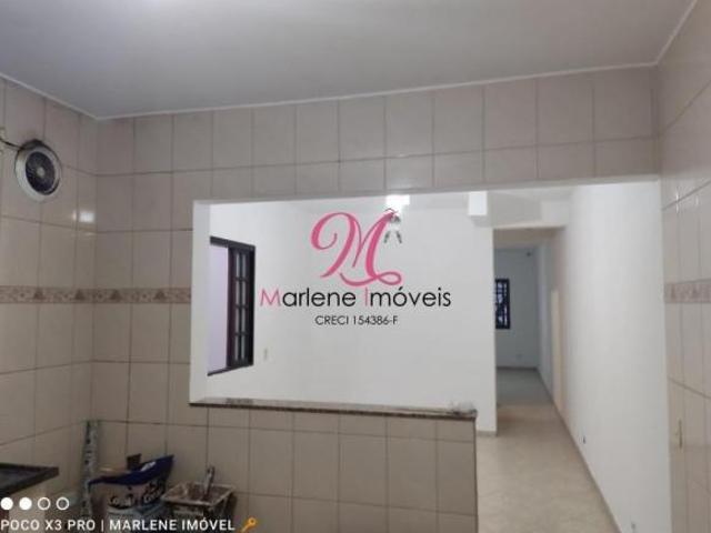 Casa à venda: 3 quartos, 1 suíte, 2 salas, 2 banheiros, 2 vagas de garagem no Jardim América, Campo