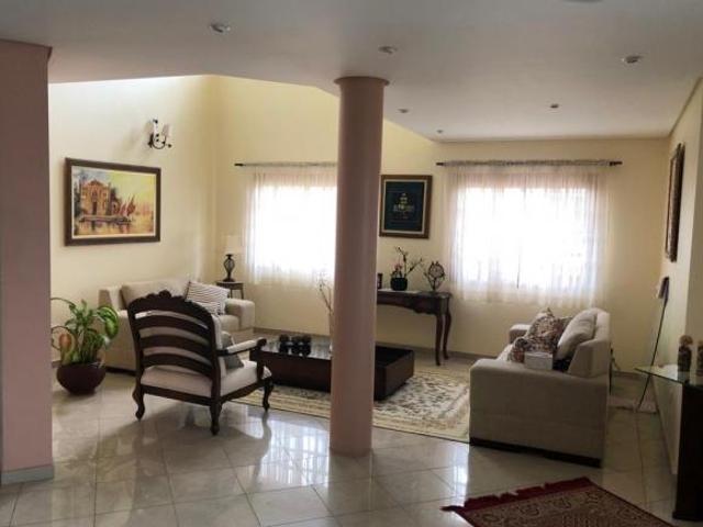 Casa à venda 3 Quartos, 1 Suite, 4 Vagas, 418M², Taubaté Village, Taubaté SP | Condominio Taubaté