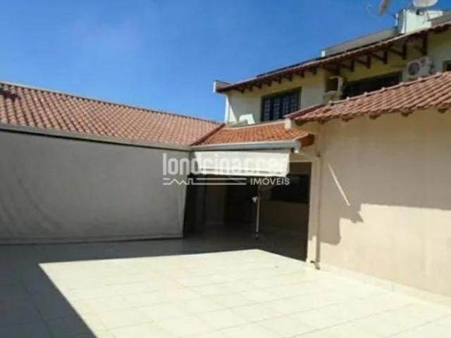 Casa à venda 3 Quartos, 1 Suite, 4 Vagas, 454M², Jardim Itália, Cambé PR