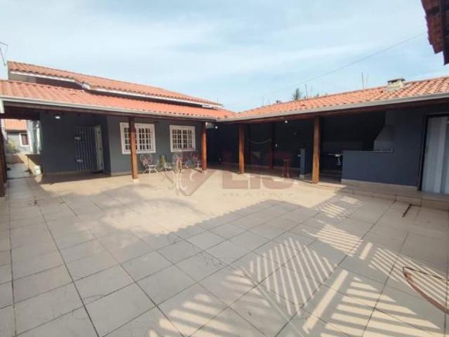 Casa à venda 3 Quartos, 1 Suite, 4 Vagas, 150M², Martim de Sá, Caraguatatuba SP