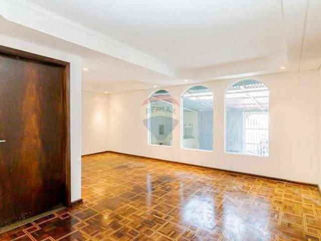Casa a venda, 3 quartos, 1 suíte, 4 vagas, 192m2, no bairro Seminário, Curitiba/ PR