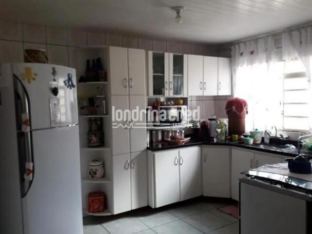Casa à venda 3 Quartos, 1 Suite, 4 Vagas, 277M², Ouro Verde, Londrina PR