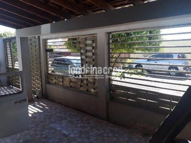 Casa à venda 3 Quartos, 1 Suite, 4 Vagas, Conjunto Farid Libos, Londrina PR