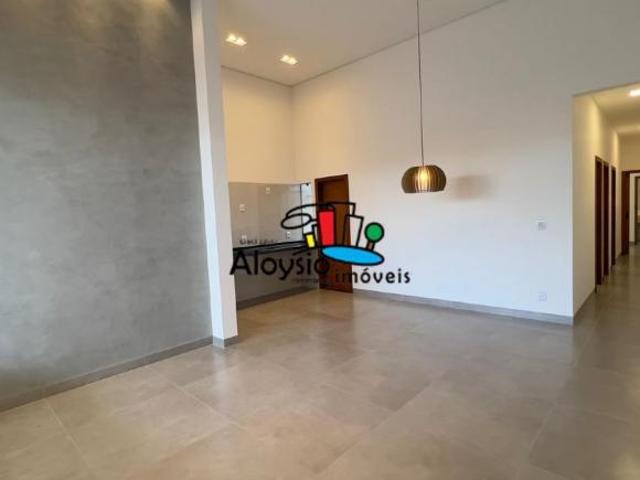 Casa à venda, 3 quartos, 1 suíte, 4 vagas, Morro do Claro Sete Lagoas/MG