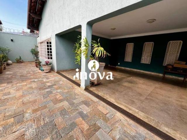 Casa à venda, 3 quartos, 1 suíte, 4 vagas, Olinda Uberaba/MG