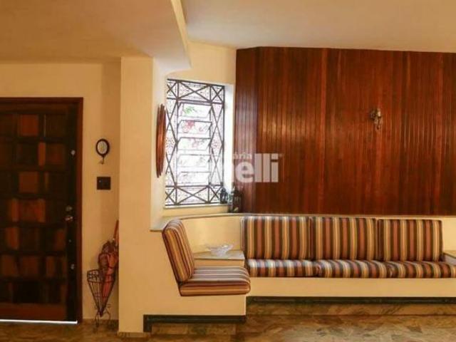 Casa à venda, 3 quartos, 1 suíte, 5 vagas, Jardim das Nações Taubaté/SP