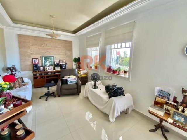 Casa à venda, 3 quartos, 1 suíte, 5 vagas, Planalto Belo Horizonte/MG