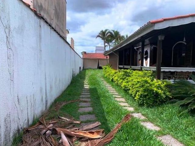 Casa à venda 3 Quartos, 1 Suite, 6 Vagas, 675M², Jardim Residencial Doutor Lessa, Pindamonhangaba