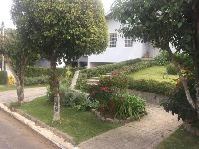 Casa à venda 3 Quartos, 1 Suite, 6 Vagas, 1154M², Socorro, Pindamonhangaba SP | VILLAGE PAINEIRAS