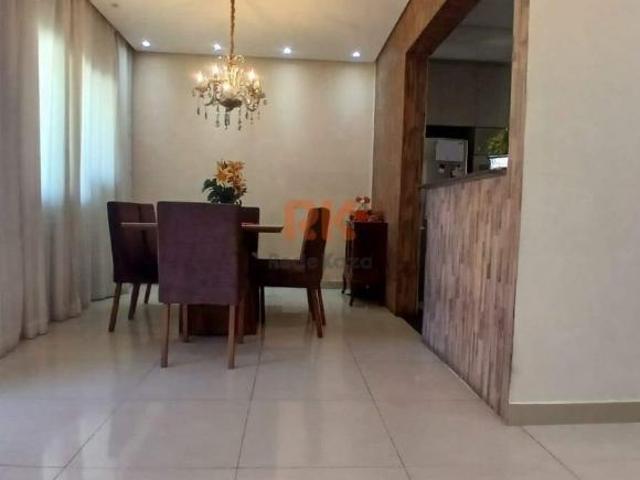 Casa à venda, 3 quartos, 1 suíte, 6 vagas, Cândida Ferreira Contagem/MG