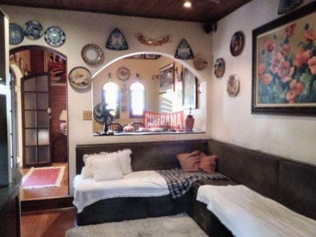 Casa à venda, 3 quartos, 1 suíte, 8 vagas, Cerâmica São Caetano do Sul/SP