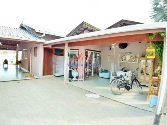 Casa à venda, 3 quartos, 1 suíte, 8 vagas, Indaiá Caraguatatuba/SP