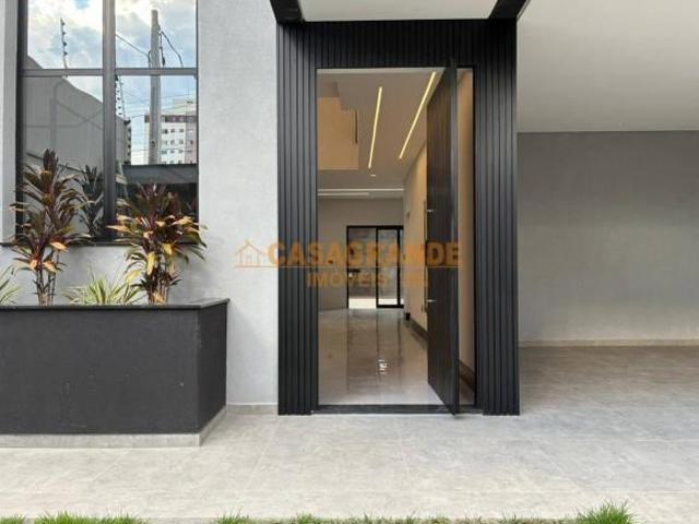 Casa à Venda 3 quartos, 1 suíte + closet, Área Gourmet Villa Branca
