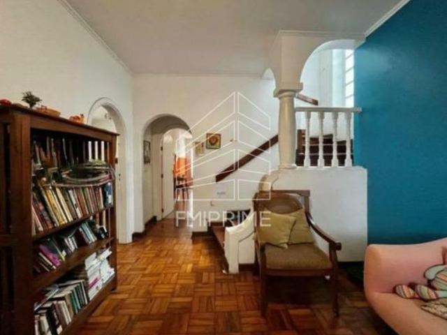 Casa à venda, 3 quartos, 1 suíte e 2 vagas Pompéia São Paulo/SP