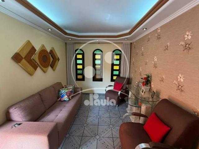 Casa à venda, 3 quartos 1 suíte Jardim Stella em Santo André/SP