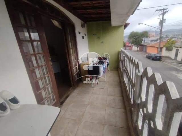 Casa à venda, 3 quartos 1 suíte Jardim Santo André em Santo André/SP
